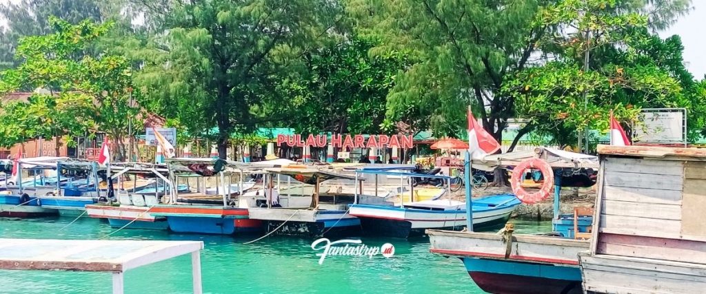 Dermaga Pulau Harapan Pulau Seribu | Fantastrip Indonesia